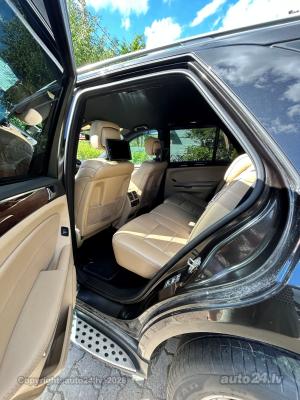 Brūns Mercedes-Benz M-Class 2008 Rapla, ar dzinēja tilpumu 3.00 L un nobraukumu 321 tūkst. km par 7500 €, foto 6 vietnē AUTOMOTO.COM.LV