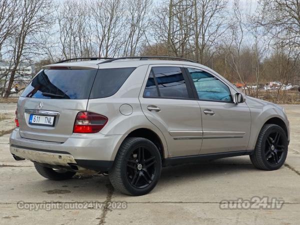 Mercedes-Benz M-Class 2006 in Tallinn, with an engine capacity of 3.00 L and mileage of 417 thousand km for 3200 €, photo 5 on AUTOMOTO.COM.LV