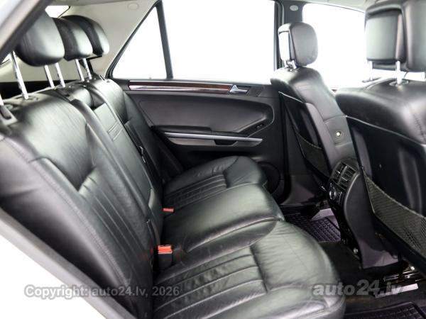 Mercedes-Benz M-Class 2006 in Tallinn, with an engine capacity of 3.00 L and mileage of 258 thousand km for 3499 €, photo 8 on AUTOMOTO.COM.LV