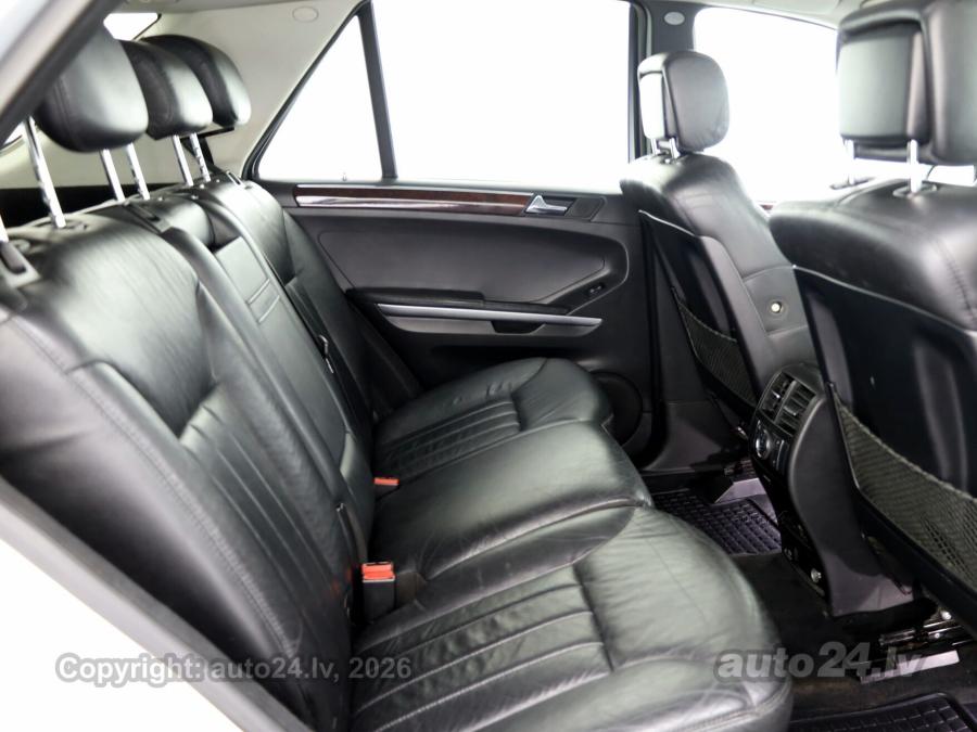 Mercedes-Benz M-Class 2006 Tallina, ar dzinēja tilpumu 3.00 L un nobraukumu 258 tūkst. km par 3499 €, foto 8 vietnē AUTOMOTO.COM.LV