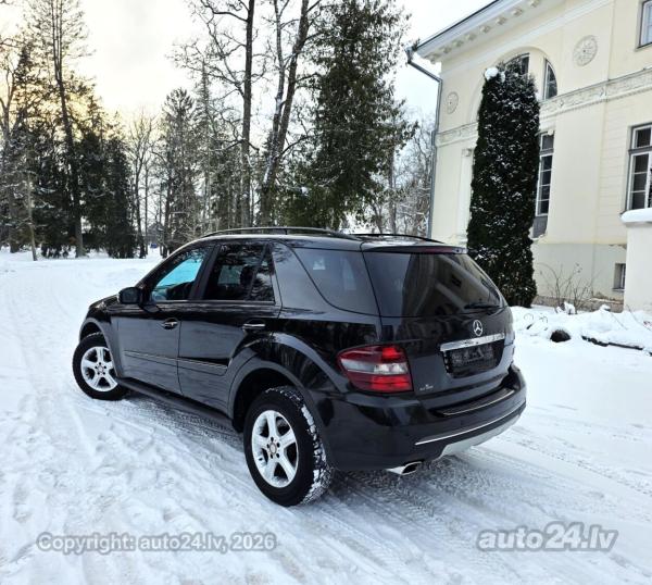 Mercedes-Benz M-Class 2007 Tallina, ar dzinēja tilpumu 3.00 L un nobraukumu 237 tūkst. km par 6880 €, foto 2 vietnē AUTOMOTO.COM.LV