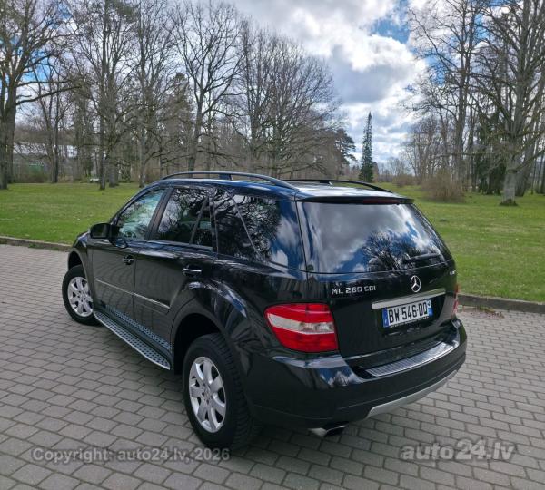 Mercedes-Benz M-Class 2007 Tallina, ar dzinēja tilpumu 3.00 L un nobraukumu 124 tūkst. km par 8880 €, foto 7 vietnē AUTOMOTO.COM.LV