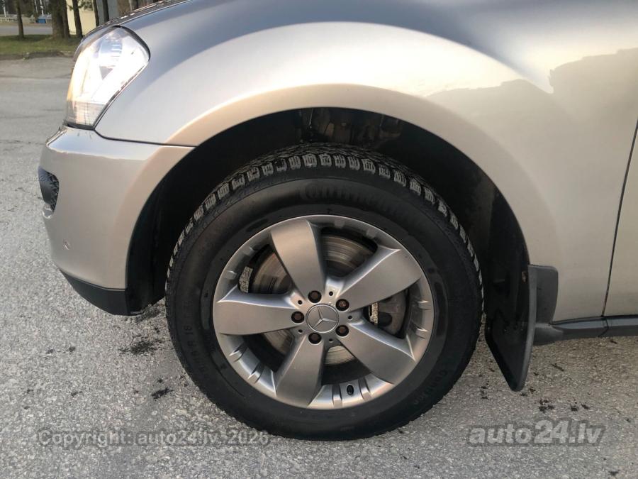 Mercedes-Benz M-Class 2008 Tallina, ar dzinēja tilpumu 4.00 L un nobraukumu 292 tūkst. km par 9990 €, foto 5 vietnē AUTOMOTO.COM.LV