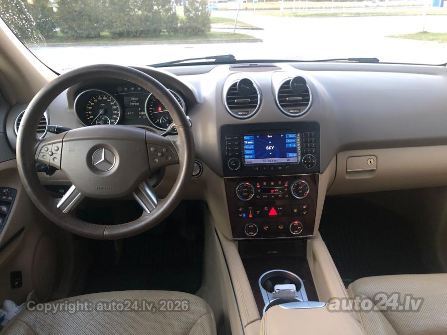 Mercedes-Benz M-Class 2008 Tallina, ar dzinēja tilpumu 4.00 L un nobraukumu 292 tūkst. km par 9990 €, foto 12 vietnē AUTOMOTO.COM.LV