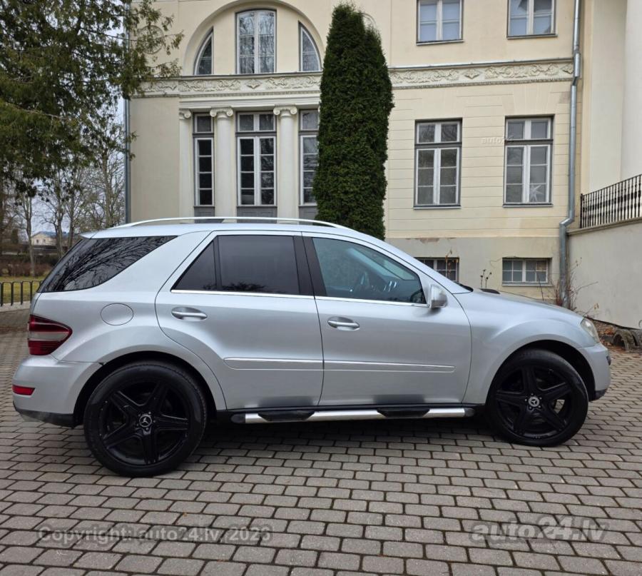 Mercedes-Benz M-Class 2009 in Tallinn, with an engine capacity of 3.00 L and mileage of 212 thousand km for 8780 €, photo 14 on AUTOMOTO.COM.LV