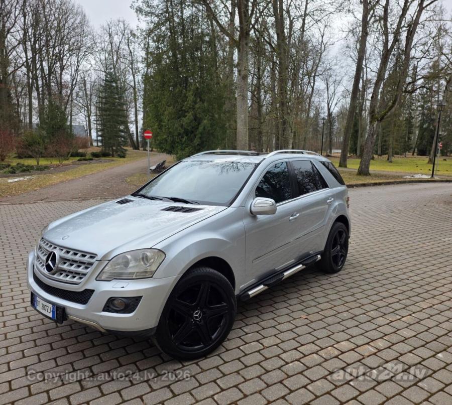 Mercedes-Benz M-Class 2009 in Tallinn, with an engine capacity of 3.00 L and mileage of 212 thousand km for 8780 €, photo 15 on AUTOMOTO.COM.LV
