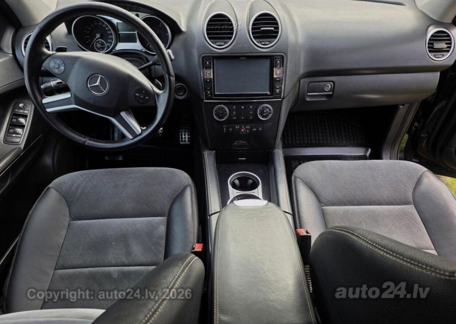 Mercedes-Benz M-Class 2010 in Tallinn, with an engine capacity of 3.00 L and mileage of 215 thousand km for 8950 €, photo 7 on AUTOMOTO.COM.LV