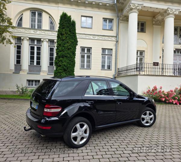 Mercedes-Benz M-Class 2010 Tallina, ar dzinēja tilpumu 3.00 L un nobraukumu 220 tūkst. km par 8980 €, foto 8 vietnē AUTOMOTO.COM.LV