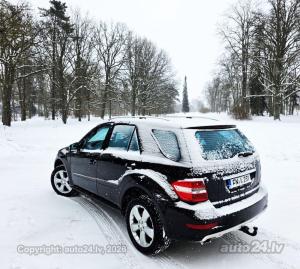 Mercedes-Benz M-Class 2011 Tallina, ar dzinēja tilpumu 3.00 L un nobraukumu 240 tūkst. km par 9880 €, foto 25 vietnē AUTOMOTO.COM.LV