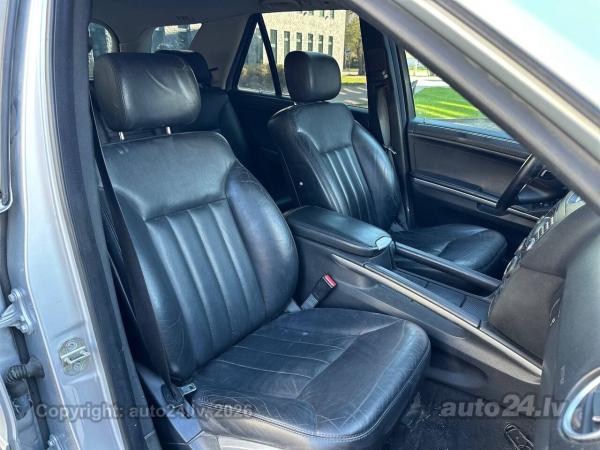 Pelēks Mercedes-Benz M-Class 2005 Tallina, ar dzinēja tilpumu 3.00 L un nobraukumu 315 tūkst. km par 4599 €, foto 10 vietnē AUTOMOTO.COM.LV