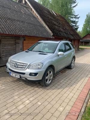 Pelēks Mercedes-Benz M-Class 2005 Tallina, ar dzinēja tilpumu 3.00 L un nobraukumu 261 tūkst. km par 5300 €, foto  vietnē AUTOMOTO.COM.LV