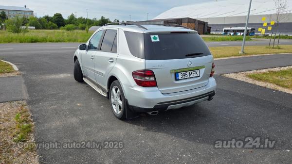 Pelēks Mercedes-Benz M-Class 2005 Kuresāre, ar dzinēja tilpumu 3.50 L un nobraukumu 245 tūkst. km par 6000 €, foto 6 vietnē AUTOMOTO.COM.LV