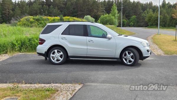 Grey Mercedes-Benz M-Class 2005 in Kuressaare, with an engine capacity of 3.50 L and mileage of 245 thousand km for 6000 €, photo 4 on AUTOMOTO.COM.LV