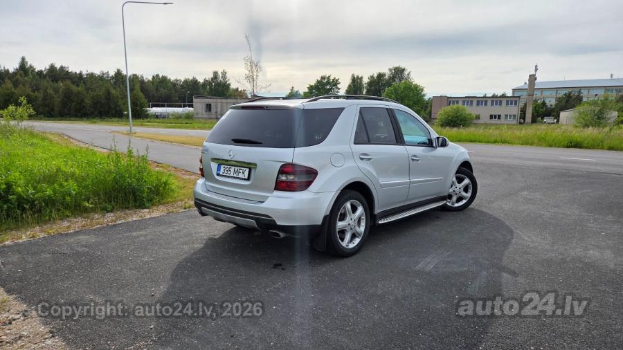Grey Mercedes-Benz M-Class 2005 in Kuressaare, with an engine capacity of 3.50 L and mileage of 245 thousand km for 6000 €, photo 6 on AUTOMOTO.COM.LV