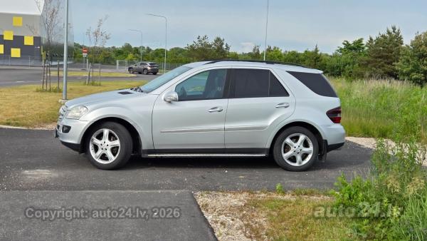 Grey Mercedes-Benz M-Class 2005 in Kuressaare, with an engine capacity of 3.50 L and mileage of 245 thousand km for 6000 €, photo 7 on AUTOMOTO.COM.LV