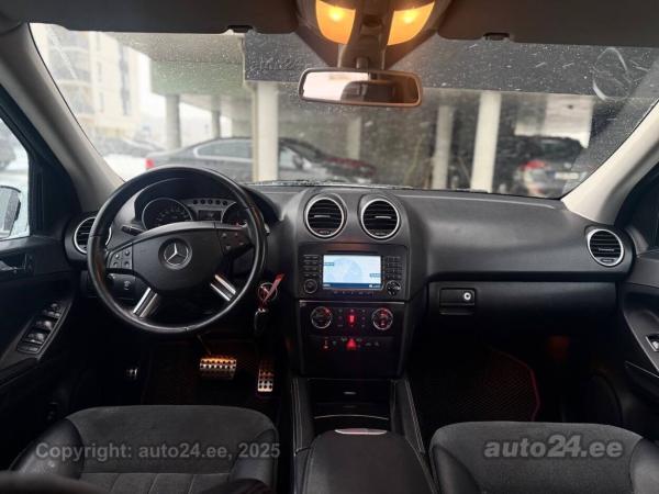 Pelēks Mercedes-Benz M-Class 2006 Tallina, ar dzinēja tilpumu 3.00 L un nobraukumu 335 tūkst. km par 4499 €, foto 9 vietnē AUTOMOTO.COM.LV