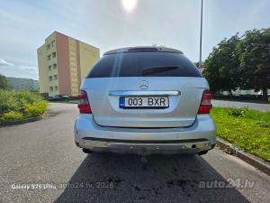 Grey Mercedes-Benz M-Class 2006 in Viljandi, with an engine capacity of 3.00 L and mileage of 316 thousand km for 3999 €, photo 5 on AUTOMOTO.COM.LV