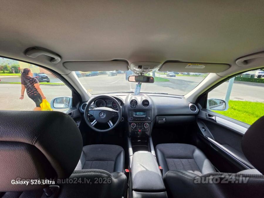 Grey Mercedes-Benz M-Class 2006 in Viljandi, with an engine capacity of 3.00 L and mileage of 316 thousand km for 3999 €, photo 6 on AUTOMOTO.COM.LV