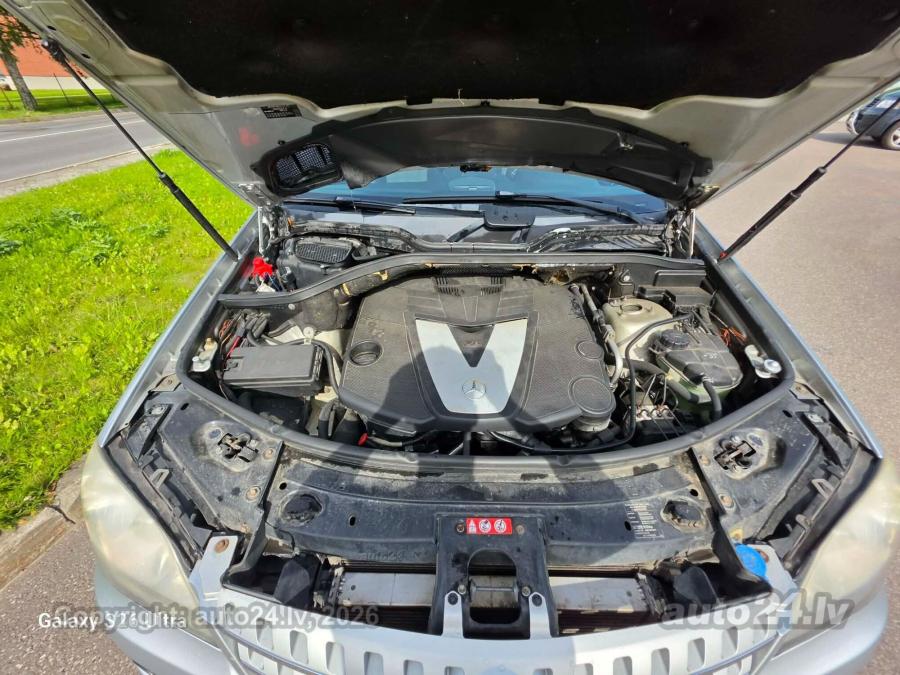 Grey Mercedes-Benz M-Class 2006 in Viljandi, with an engine capacity of 3.00 L and mileage of 316 thousand km for 3999 €, photo 9 on AUTOMOTO.COM.LV
