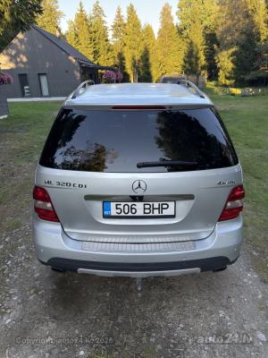 Pelēks Mercedes-Benz M-Class 2006 Kuresāre, ar dzinēja tilpumu 3.00 L un nobraukumu 421 tūkst. km par 3990 €, foto 5 vietnē AUTOMOTO.COM.LV