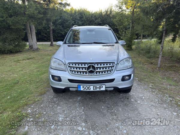 Pelēks Mercedes-Benz M-Class 2006 Kuresāre, ar dzinēja tilpumu 3.00 L un nobraukumu 421 tūkst. km par 3990 €, foto 9 vietnē AUTOMOTO.COM.LV
