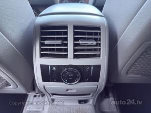 Pelēks Mercedes-Benz M-Class 2006 Kuresāre, ar dzinēja tilpumu 3.00 L un nobraukumu 421 tūkst. km par 3990 €, foto 12 vietnē AUTOMOTO.COM.LV