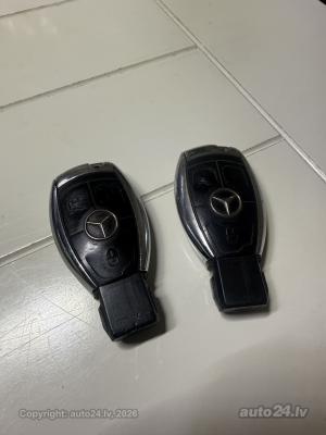 Pelēks Mercedes-Benz M-Class 2006 Kuresāre, ar dzinēja tilpumu 3.00 L un nobraukumu 421 tūkst. km par 3990 €, foto 20 vietnē AUTOMOTO.COM.LV