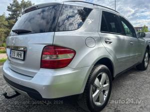 Pelēks Mercedes-Benz M-Class 2007 Tallina, ar dzinēja tilpumu 3.00 L un nobraukumu 0 tūkst. km par 8500 €, foto 7 vietnē AUTOMOTO.COM.LV