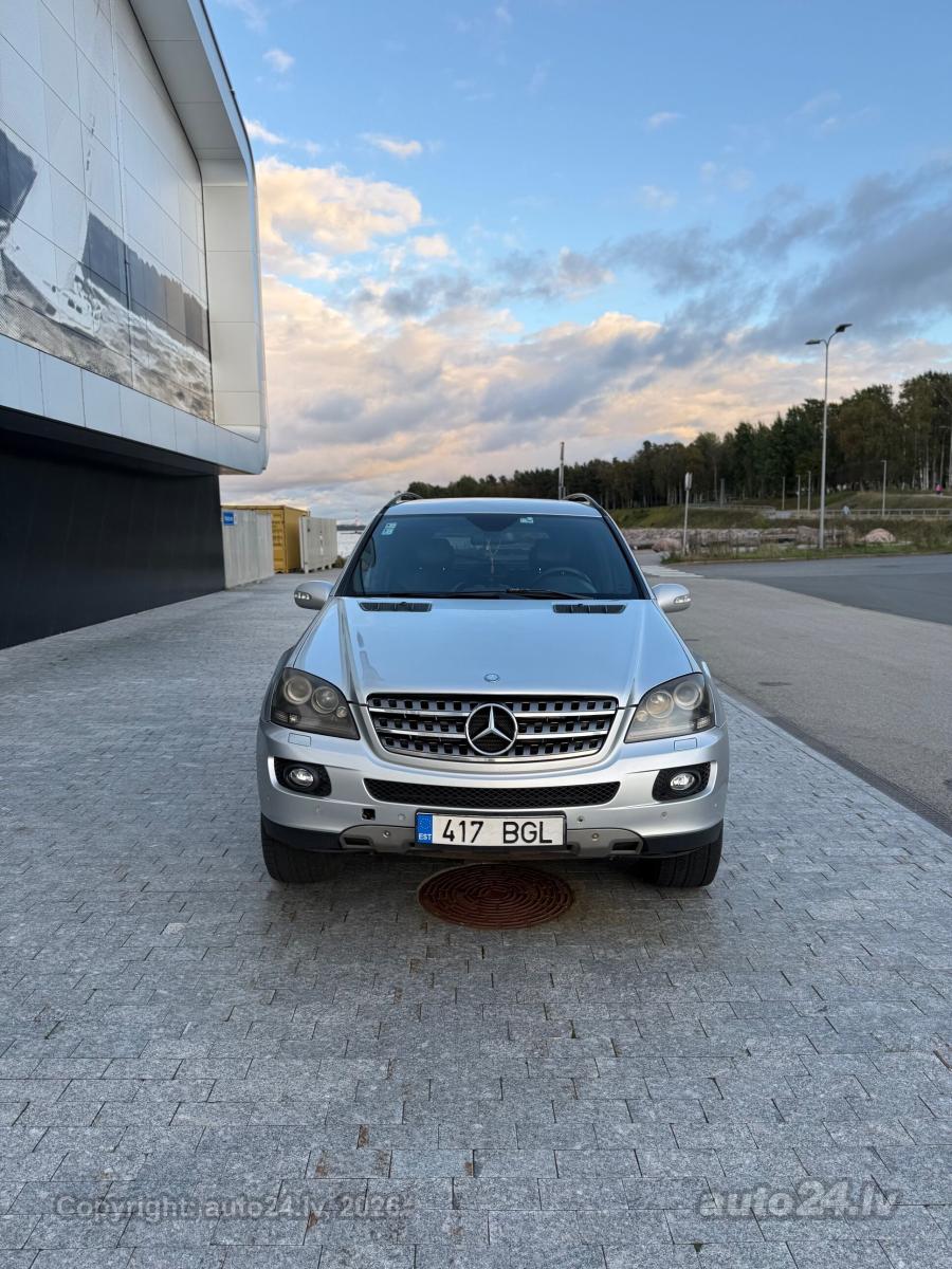 Grey Mercedes-Benz M-Class 2008 in Tallinn, with an engine capacity of 3.00 L and mileage of 440 thousand km for 5500 €, photo 3 on AUTOMOTO.COM.LV