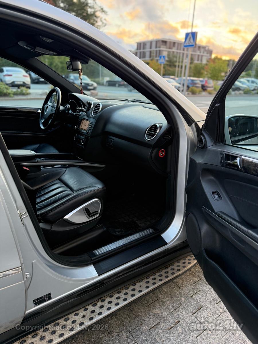 Grey Mercedes-Benz M-Class 2008 in Tallinn, with an engine capacity of 3.00 L and mileage of 440 thousand km for 5500 €, photo 10 on AUTOMOTO.COM.LV