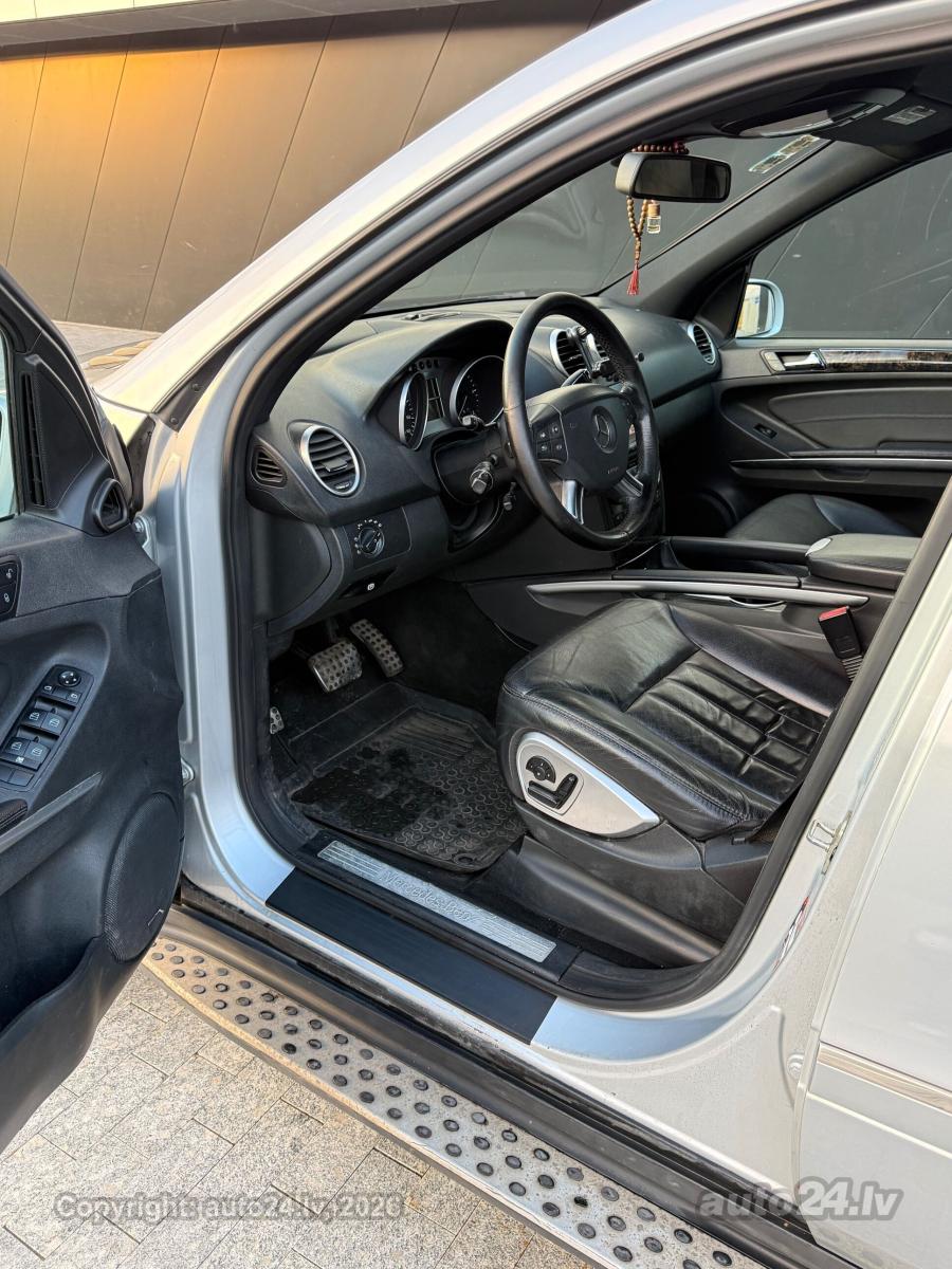 Grey Mercedes-Benz M-Class 2008 in Tallinn, with an engine capacity of 3.00 L and mileage of 440 thousand km for 5500 €, photo 14 on AUTOMOTO.COM.LV
