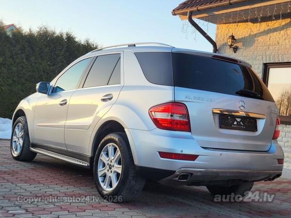 Grey Mercedes-Benz M-Class 2011 in Tallinn, with an engine capacity of 3.00 L and mileage of 233 thousand km for 9999 €, photo 2 on AUTOMOTO.COM.LV