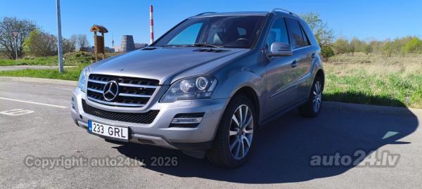 Grey Mercedes-Benz M-Class 2011 in Tallinn, with an engine capacity of 3.00 L and mileage of 350 thousand km for 8999 €, photo 2 on AUTOMOTO.COM.LV