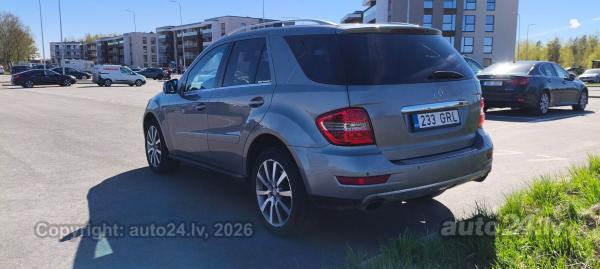 Grey Mercedes-Benz M-Class 2011 in Tallinn, with an engine capacity of 3.00 L and mileage of 350 thousand km for 8999 €, photo 3 on AUTOMOTO.COM.LV