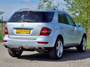 Pelēks Mercedes-Benz M-Class 2012 Tartu, ar dzinēja tilpumu 3.00 L un nobraukumu 227 tūkst. km par 10990 €, foto 5 vietnē AUTOMOTO.COM.LV