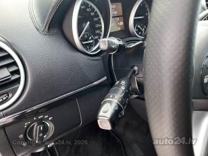 Pelēks Mercedes-Benz M-Class 2012 Tartu, ar dzinēja tilpumu 3.00 L un nobraukumu 227 tūkst. km par 10990 €, foto 14 vietnē AUTOMOTO.COM.LV