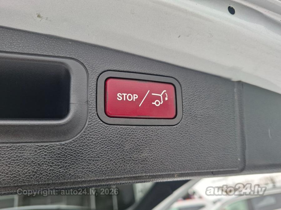 Pelēks Mercedes-Benz M-Class 2012 Tartu, ar dzinēja tilpumu 3.00 L un nobraukumu 227 tūkst. km par 10990 €, foto 17 vietnē AUTOMOTO.COM.LV