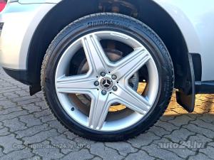 Pelēks Mercedes-Benz M-Class 2012 Tartu, ar dzinēja tilpumu 3.00 L un nobraukumu 227 tūkst. km par 10990 €, foto 20 vietnē AUTOMOTO.COM.LV