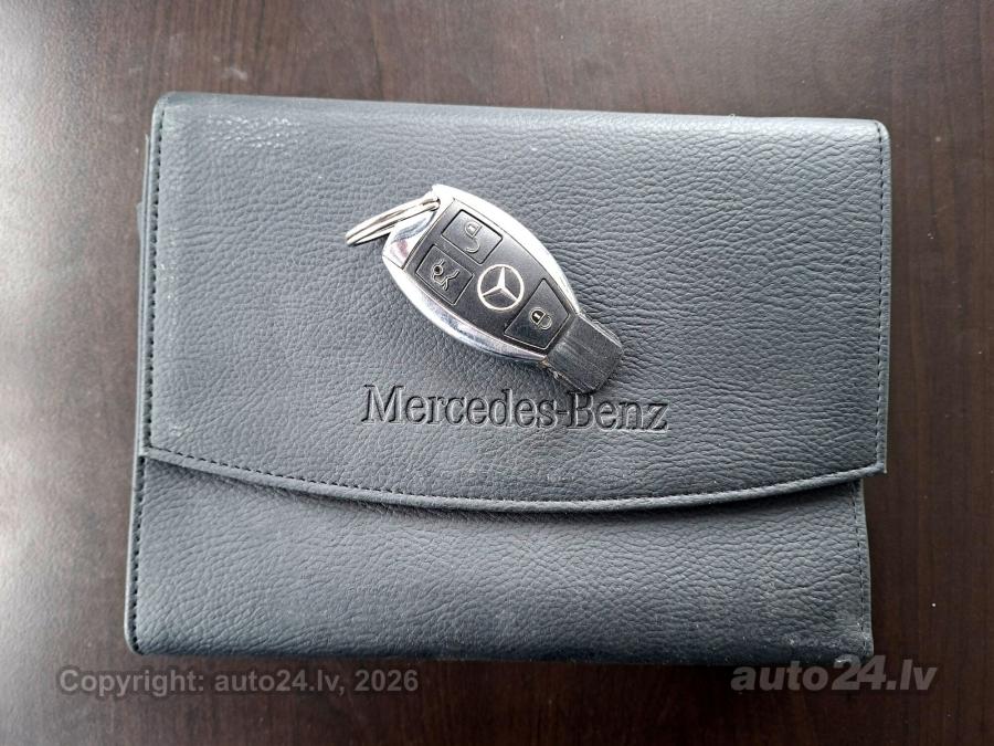Pelēks Mercedes-Benz M-Class 2012 Tartu, ar dzinēja tilpumu 3.00 L un nobraukumu 227 tūkst. km par 10990 €, foto 22 vietnē AUTOMOTO.COM.LV
