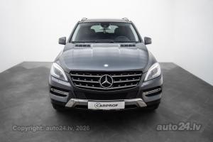 Grey Mercedes-Benz M-Class 2012 in Tallinn, with an engine capacity of 3.00 L and mileage of 276 thousand km for 15999 €, photo 3 on AUTOMOTO.COM.LV