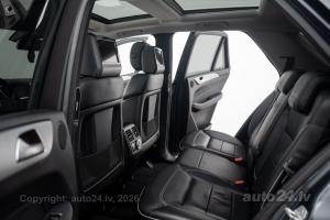 Grey Mercedes-Benz M-Class 2012 in Tallinn, with an engine capacity of 3.00 L and mileage of 276 thousand km for 15999 €, photo 10 on AUTOMOTO.COM.LV