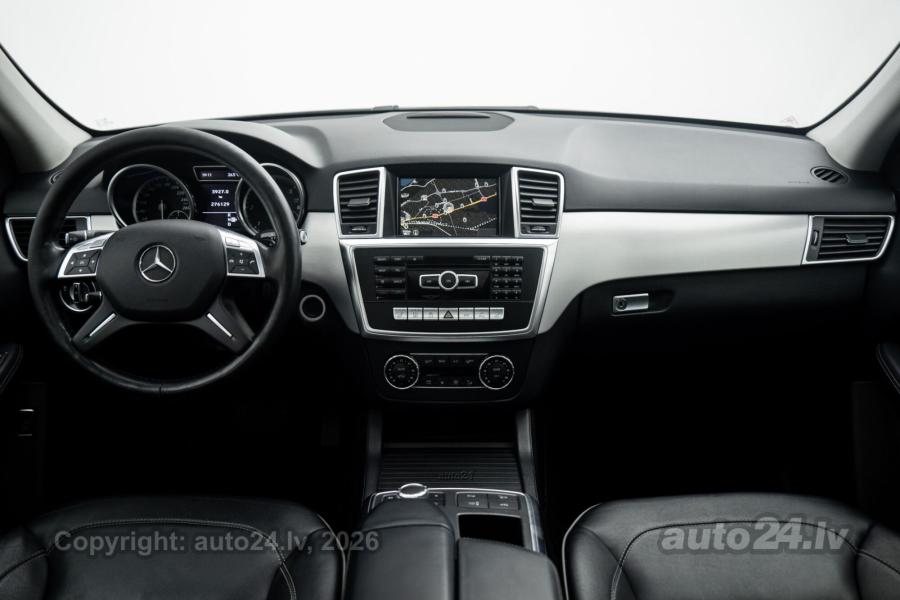 Grey Mercedes-Benz M-Class 2012 in Tallinn, with an engine capacity of 3.00 L and mileage of 276 thousand km for 15999 €, photo 14 on AUTOMOTO.COM.LV