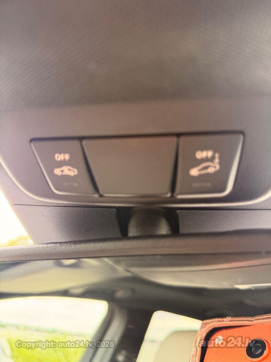 Pelēks Mercedes-Benz M-Class 2012 Tallina, ar dzinēja tilpumu 3.00 L un nobraukumu 257 tūkst. km par 17000 €, foto 17 vietnē AUTOMOTO.COM.LV