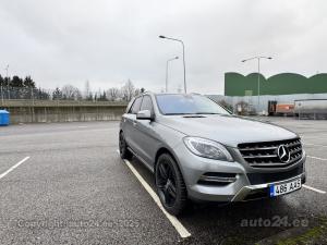 Pelēks Mercedes-Benz M-Class 2013 Tallina, ar dzinēja tilpumu 3.00 L un nobraukumu 370 tūkst. km par 18000 €, foto 3 vietnē AUTOMOTO.COM.LV