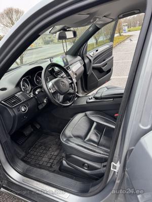 Pelēks Mercedes-Benz M-Class 2013 Tallina, ar dzinēja tilpumu 3.00 L un nobraukumu 370 tūkst. km par 18000 €, foto 7 vietnē AUTOMOTO.COM.LV