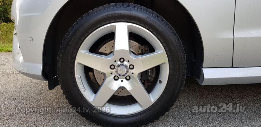 Grey Mercedes-Benz M-Class 2014 in Tallinn, with an engine capacity of 2.10 L and mileage of 188 thousand km for 16600 €, photo 6 on AUTOMOTO.COM.LV