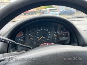 Pelēks Mercedes-Benz M-Class 2001 Narva, ar dzinēja tilpumu 2.70 L un nobraukumu 329 tūkst. km par 1999 €, foto 16 vietnē AUTOMOTO.COM.LV