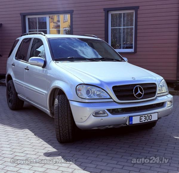 Pelēks Mercedes-Benz M-Class 2003 Tallina, ar dzinēja tilpumu 2.70 L un nobraukumu 250 tūkst. km par 4000 €, foto 2 vietnē AUTOMOTO.COM.LV