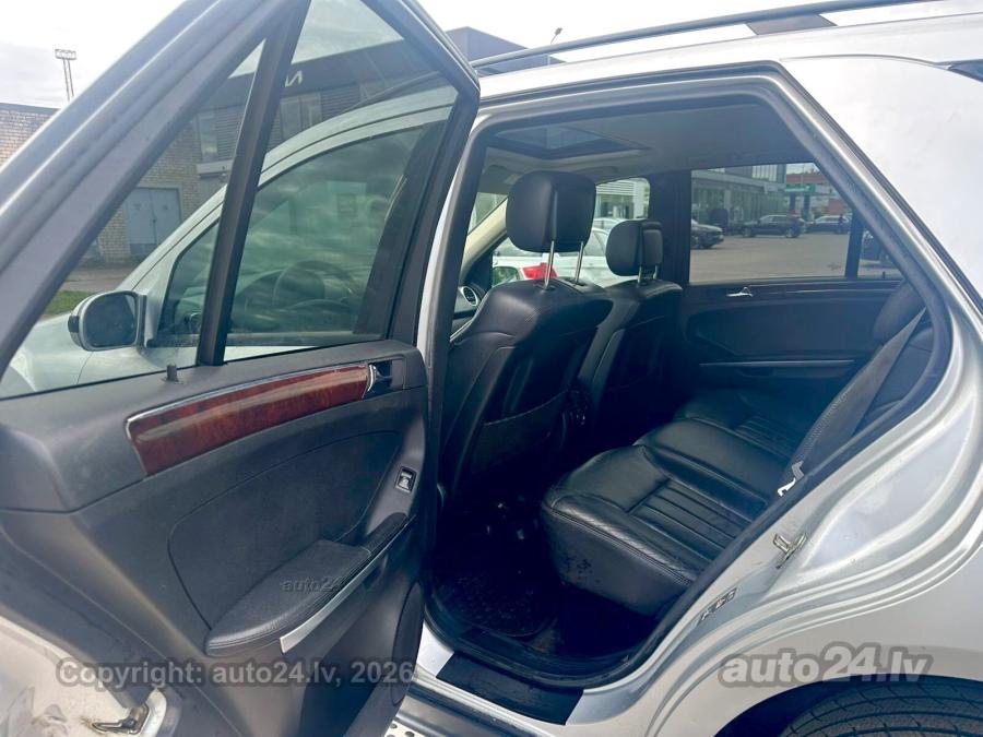 Grey Mercedes-Benz M-Class 2006 in Narva, with an engine capacity of 3.00 L and mileage of 380 thousand km for 2999 €, photo 12 on AUTOMOTO.COM.LV