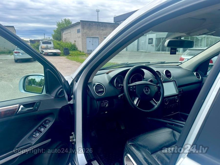 Grey Mercedes-Benz M-Class 2006 in Narva, with an engine capacity of 3.00 L and mileage of 380 thousand km for 2999 €, photo 13 on AUTOMOTO.COM.LV